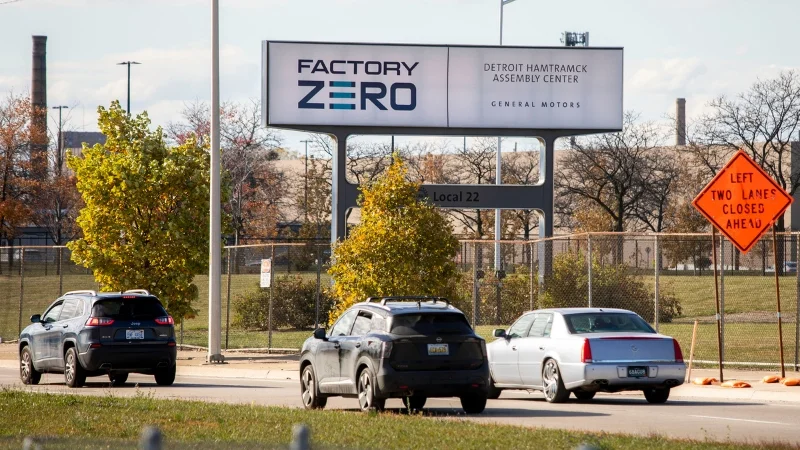 Workers “Disgusted” as General Motors Replaces 1,000 Humans with 50 ...